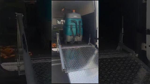 Перегрузочный алюминиевый мост для заезда техники