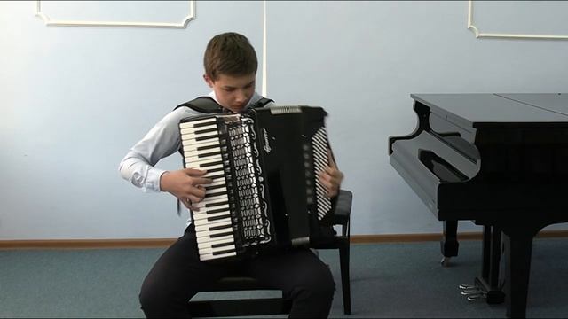 "Сонатина" А.Прибылов, украинская народ. песня "Распрягайте, хлопцы, коней" в обработке А.Корчевого