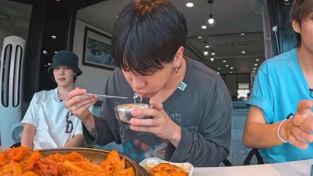 너무 맛있다 аудирование корейский