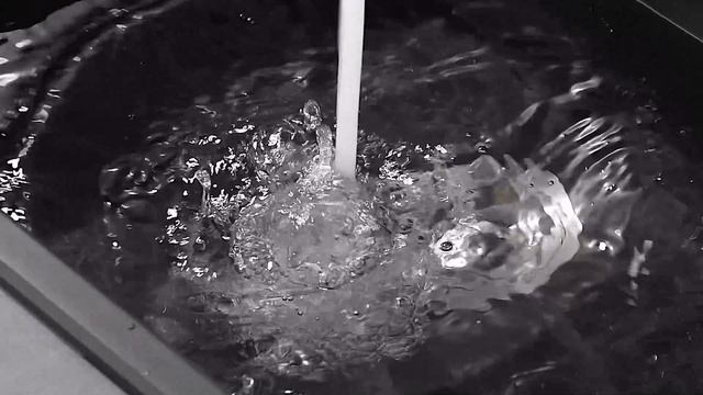 Смеситель BARREL с гибким силиконовым изливом в цвете нержавеющая сталь Ba214029 BS