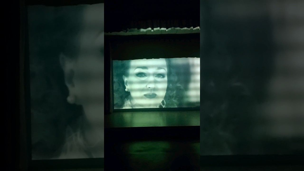 Как же интересно смотреть свой клип на большом кране! #music #клип #съёмки #актриса #режиссёр #видео