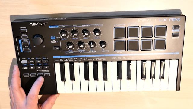 Nektar Impact LX Mini: Первый взгляд