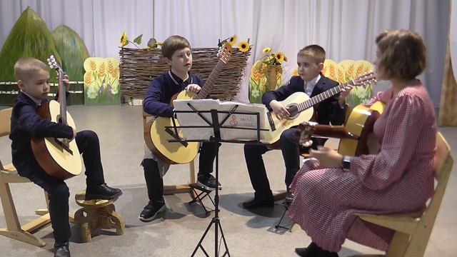 Ансамблевое музицирование в младших классах,преп. Лилякова А.В..avi