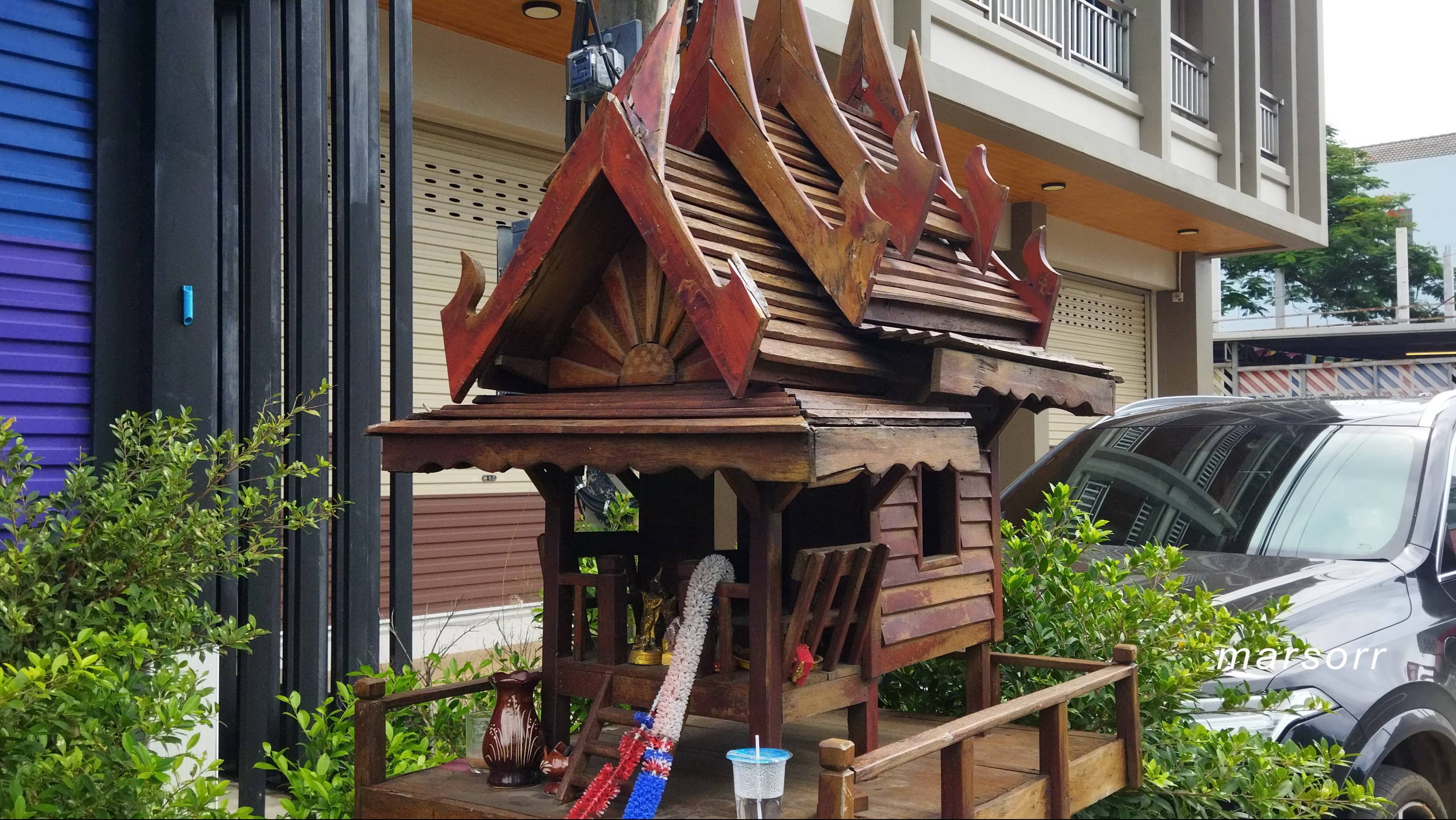 просто домики духов и предков ч.18 ศาลพระภูมิ ศาลตายาย бурирам บุรีรัมย์ buri_ram