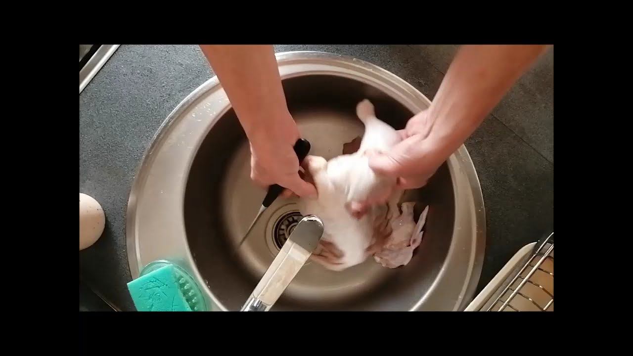 Как просто разрезать  курицу.