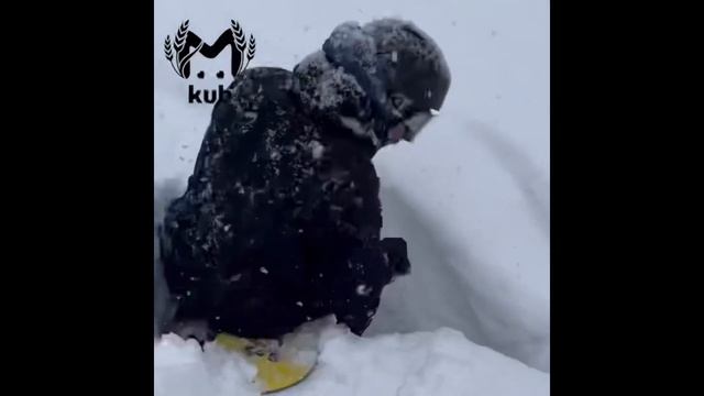 7 февраля на Красной Поляне ребенок провалился в расщелину