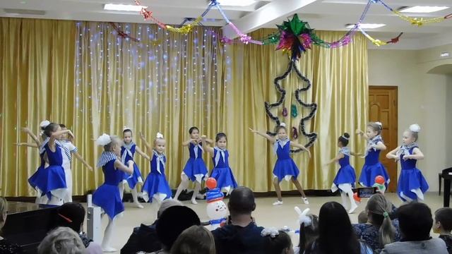 2022г. 27 декабря. Детская школа искусств. концерт. ч.4. Мариинский Посад