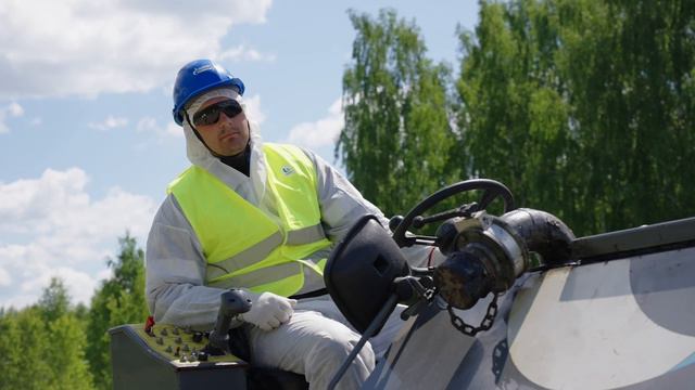 Правда, что дорожники красят асфальт? 🤔