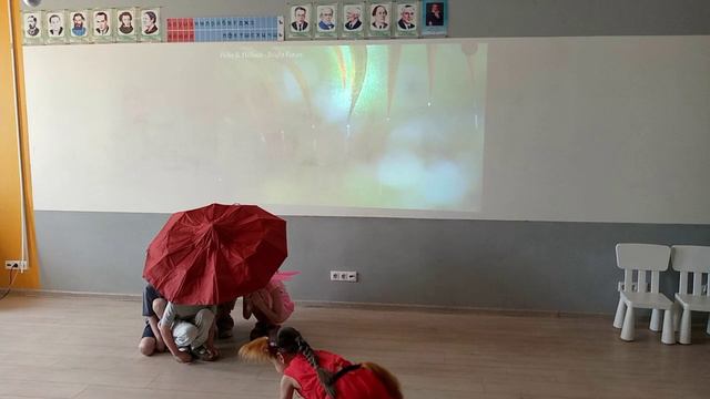 Сценка Под грибом школа английского языка.