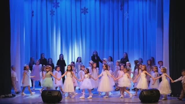 Новогодний концерт "Когда приходят чудеса" вокально-хоровой студии "Соловушка"