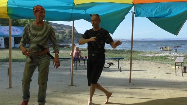 Диалог кота и пса