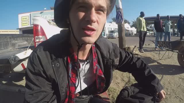 SOS - Замбия. Сергей тратит все свои деньги. Русский культурный центр |16+