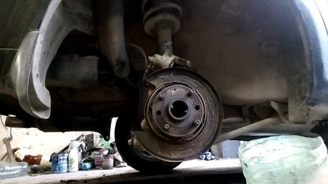 Проверка троса ручника на Шевролет Лачети