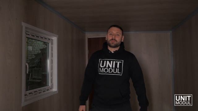 Дачный блок-контейнер с отделкой ламинат-панелями от компании ЮнитМодуль