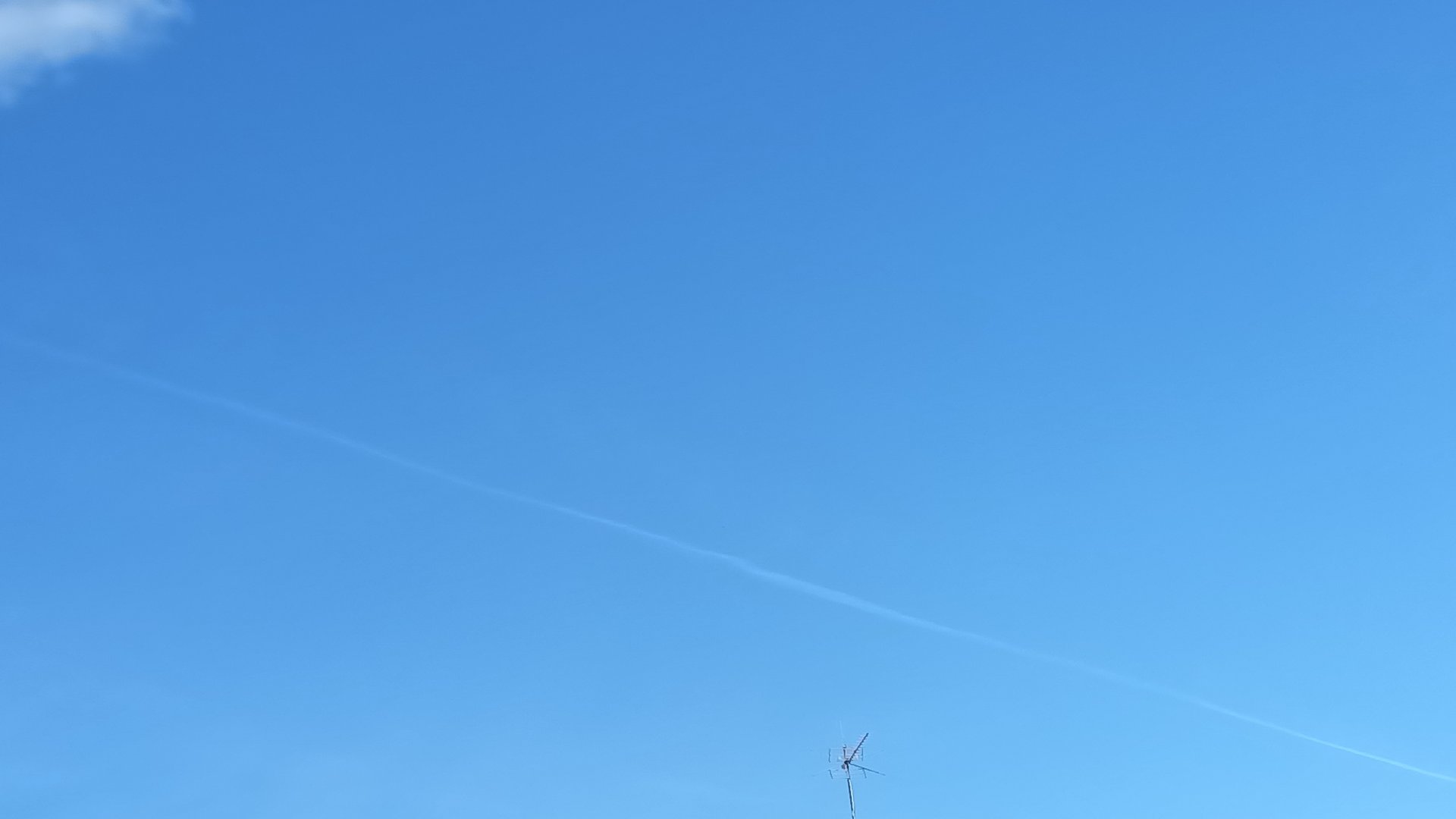 самолёт походу упал смотрите описание