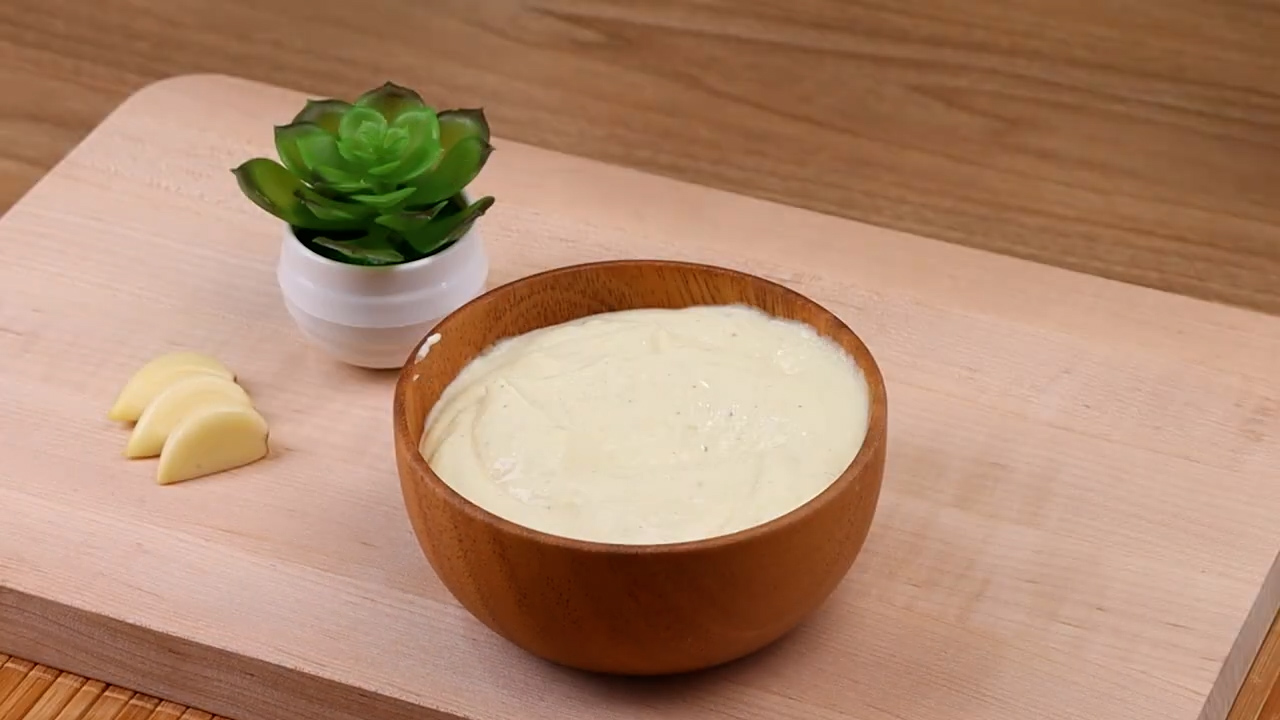 Чесночная намазка. Домашняя приправа