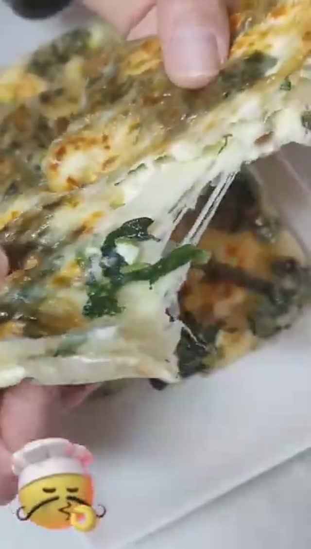 Лепёшки улетают вмиг?без приготовления и раскатки теста, сногсшибательные  с сыром и зеленью ??.