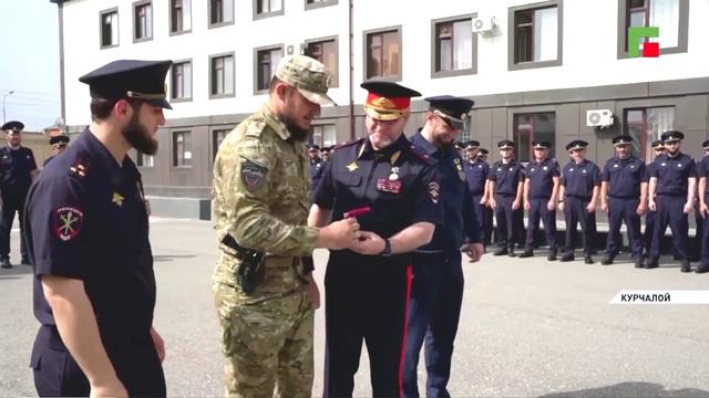 Министр внутренних дел по ЧР
вручил ведомственные награды отличившимся полицейским