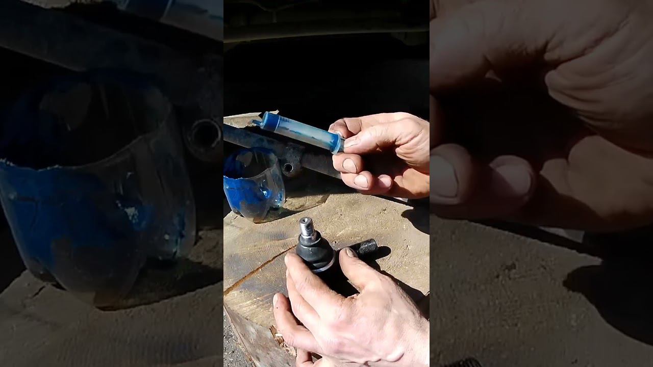 Хитрый метод смазки рулевого наконечника УАЗ. Замена наконечника УАЗ. ПОЛНОЕ видео ЗДЕСЬ ⬇️