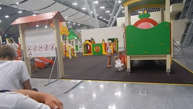 Адлер.Вокзал. 11 08 21. DSCN5494