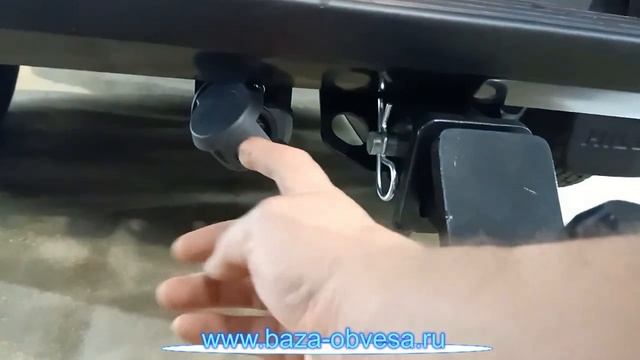 Фаркоп Бизон для Toyota Hilux