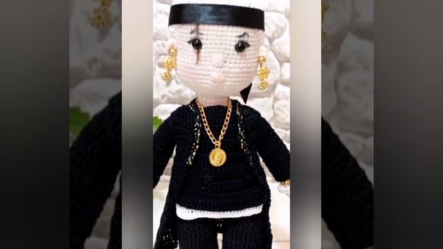 Одобрено Agust D )) А вы как считаете- похож?