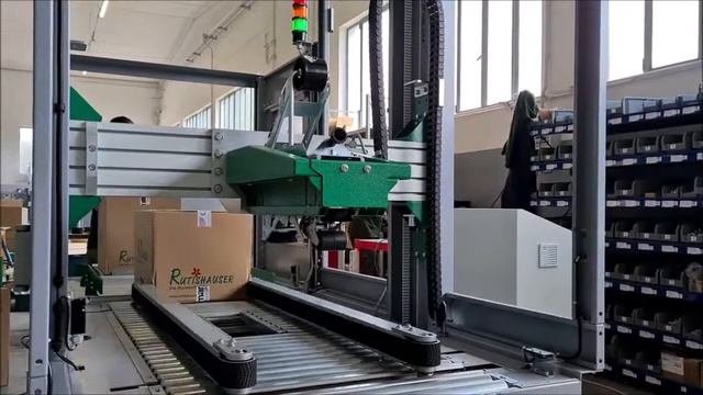 Автоматический мультиформатный заклейщик Pack sol GEM X750-BM-(720p30).webm