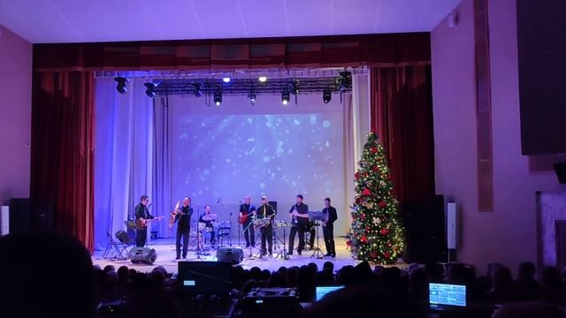 Академик Бэнд (Academic Band) - Новый год в стиле Jazz