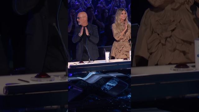 An unforgettable Golden Buzzer ✨