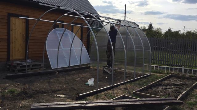 Установка теплицы для бассейна