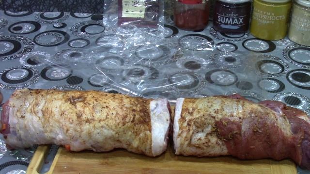 Новогодний рулет с фаршем