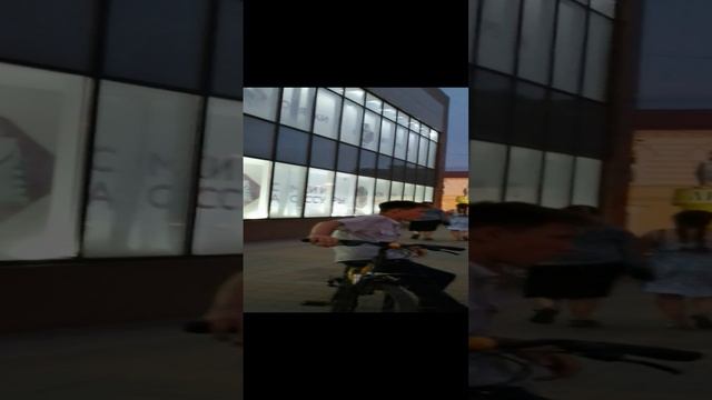 13 летний бизнесмен #10. Общение с корешом.mp4