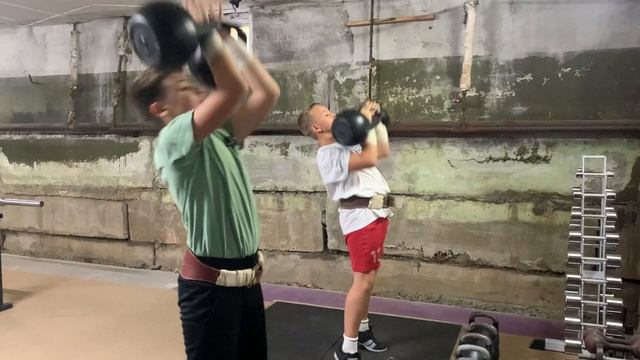 Тренировка по гиревому спорту после отдыха.