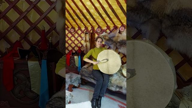 Natalia Lin Mo - Шаманский бубен из Тывы (выставка "Россия" на ВДНХ)