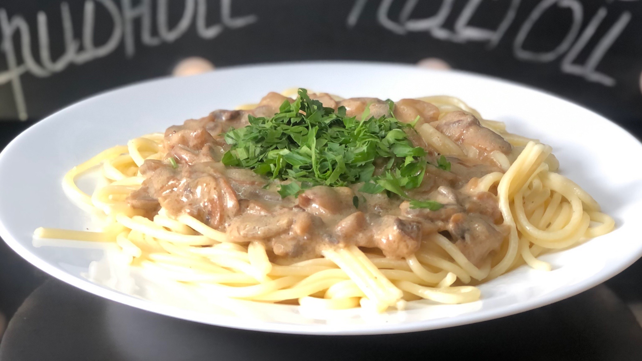 Спагетти с грибным соусом | паста с грибами | рецепты просто.mp4