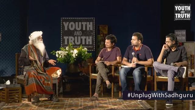 Если бы он мог вернуться в прошлое, убил бы Садхгуру младенца Гитлера?