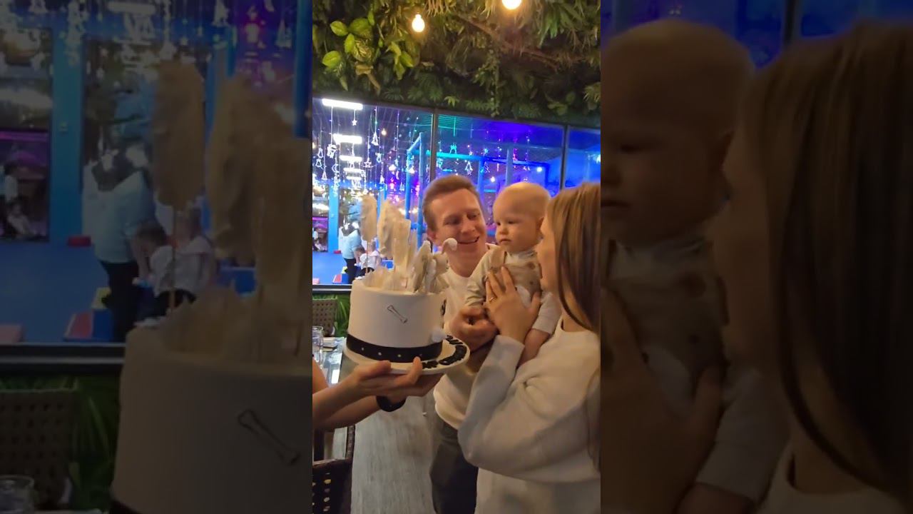 Арсению годик