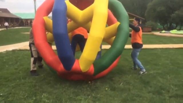 Надувная игра в Лабиринте «Дикие белки»