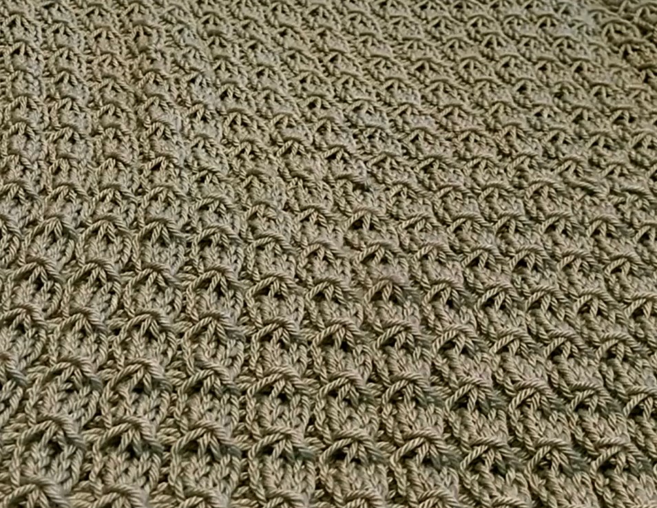 Джемпер спицами из пряжи Дива плюс