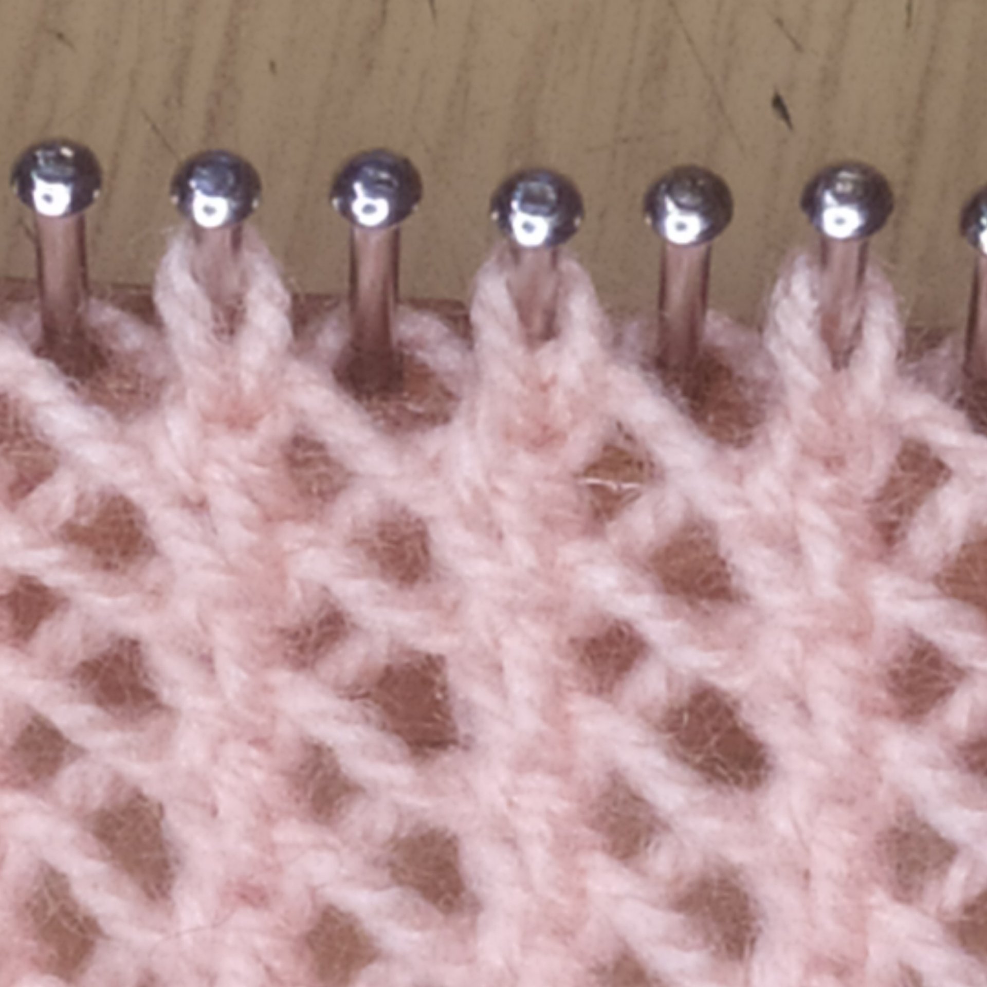 АЖУРНЫЕ ПОЛОСКИ НА БУКОВИНКЕ.