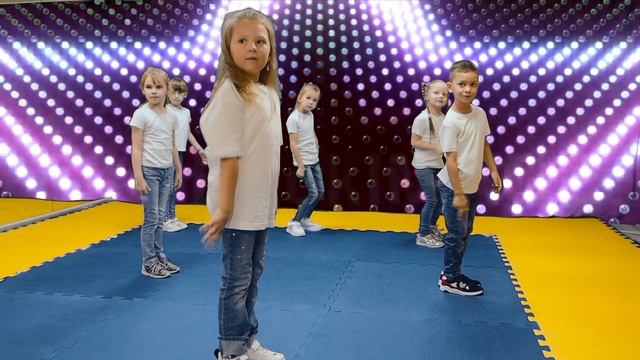 "ЛЮБИМКА" танцевальный коллектив частного сада "Солнышко" (Краснодар)