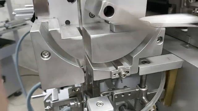 Производство влажной салфетки.mp4