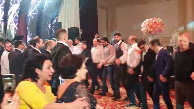 Ассирийская свадьба🎊🥂.Мэрлин💞Артур.Танец мужской.Assyrian wedding🎊🥂. Arthur💞Merlin.22.02.2020.mp4
