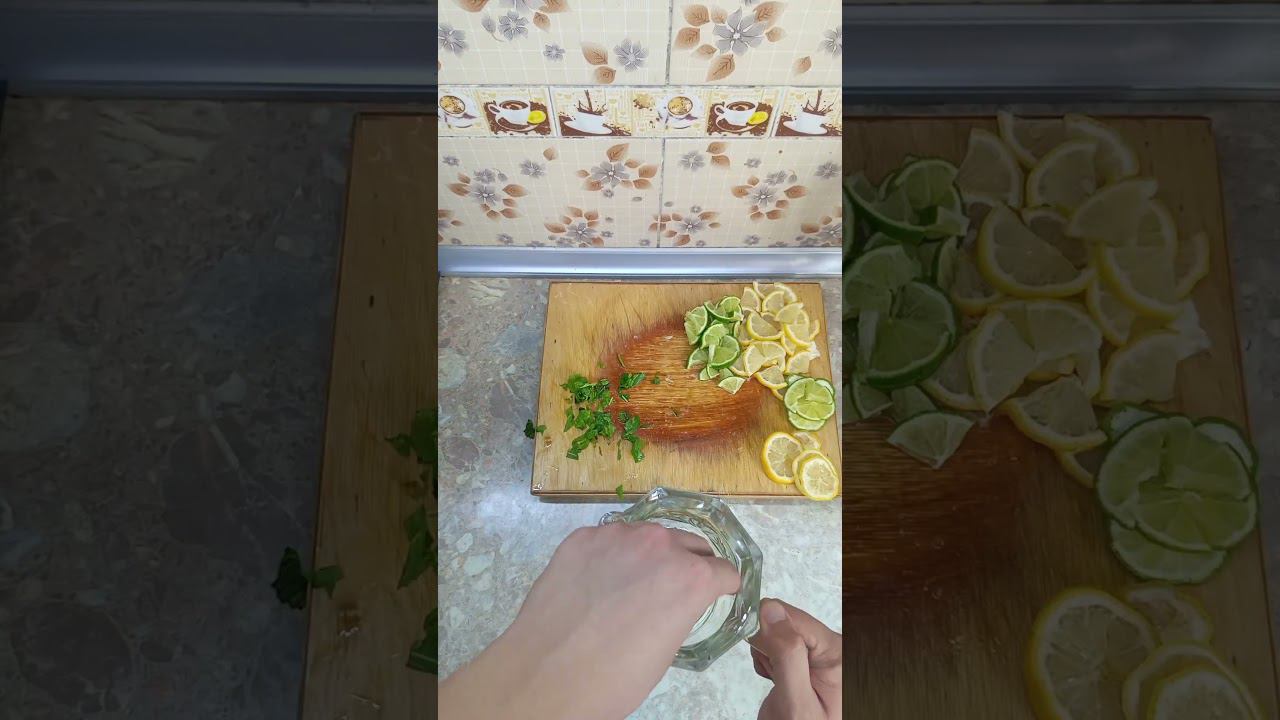 Готовим мохито #shorts #лимонад #мохито #напиток  #готовимвместе #вкусно