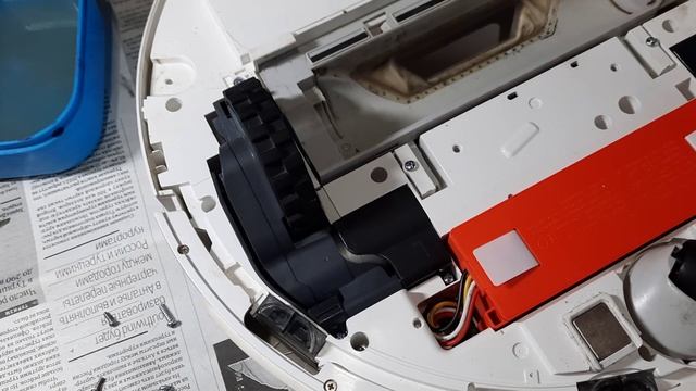 Техническое обслуживание робота-пылесоса Xiaomi Roborock S50.mp4