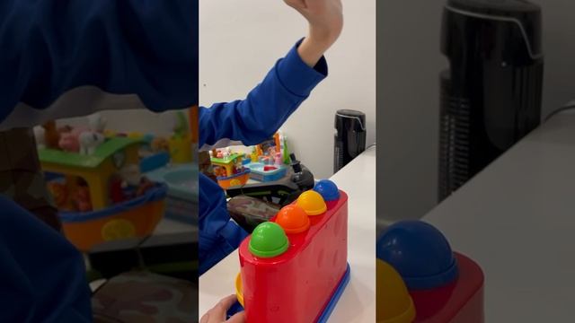 Я  стукнул на шары ой ой ой ой бедные шарики