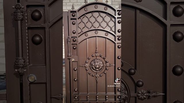 Кованая калитка со львом I Калитка с коваными элементами I Калитка с ковкой I Калитка под ключ