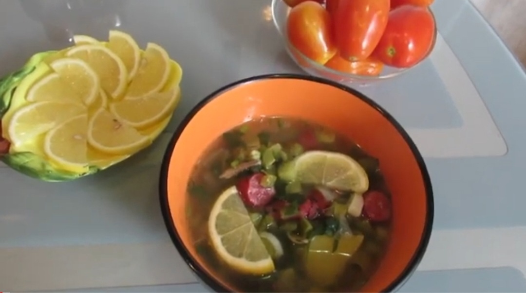 Солянка  Рецепт моей любимой соляночки.