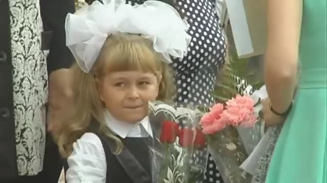 Линейка в МБОУ СОШ №19 (01.09.2017)