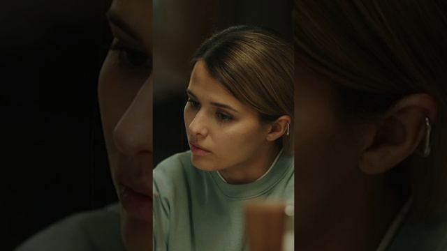 поставила всех на место ??